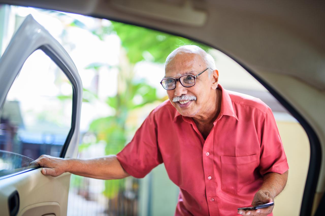 How the Uber Guest Rides API Helps Squire Transport Seniors | Uber Blog