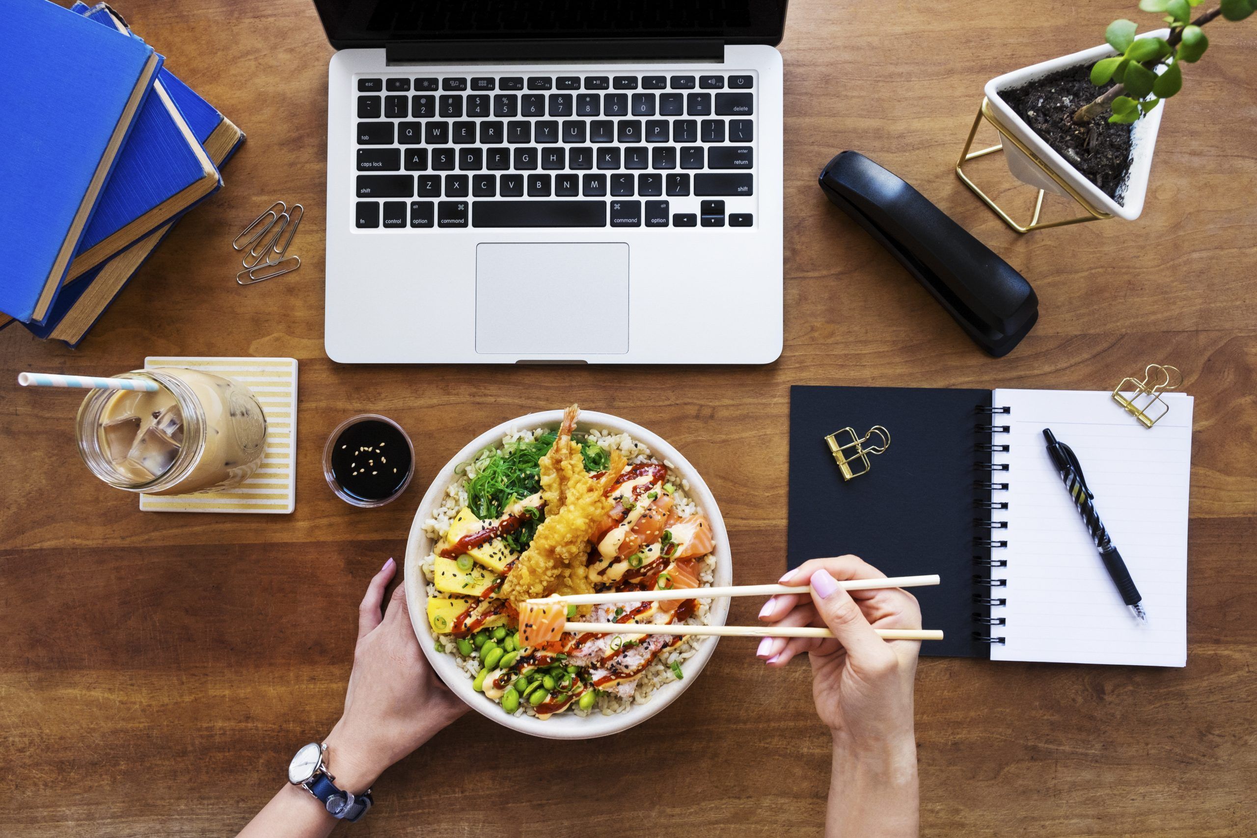 Giving a boost to employee morale with team meals | Uber Blog